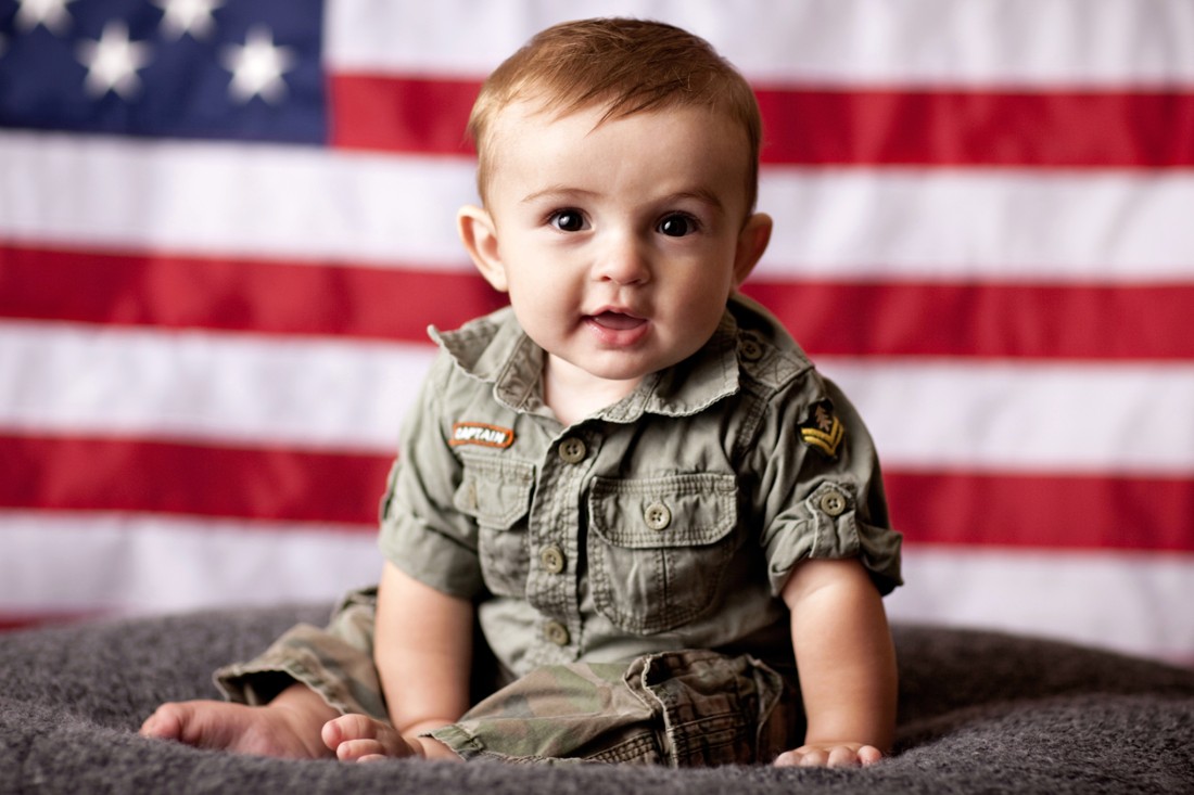 Child's Love - Military Baby - Baby Posters | OshiPrint.in